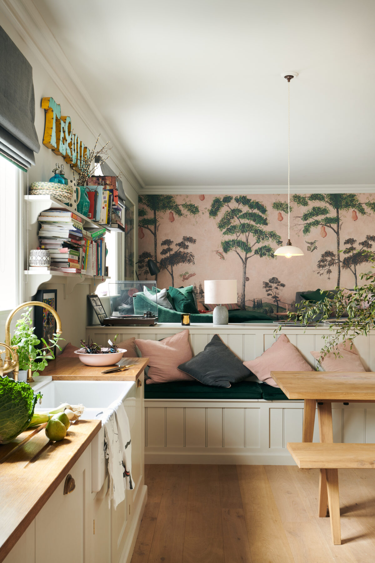 Photographing Zoe Ball's beautiful deVOL Kitchen in Ditchling - The ...