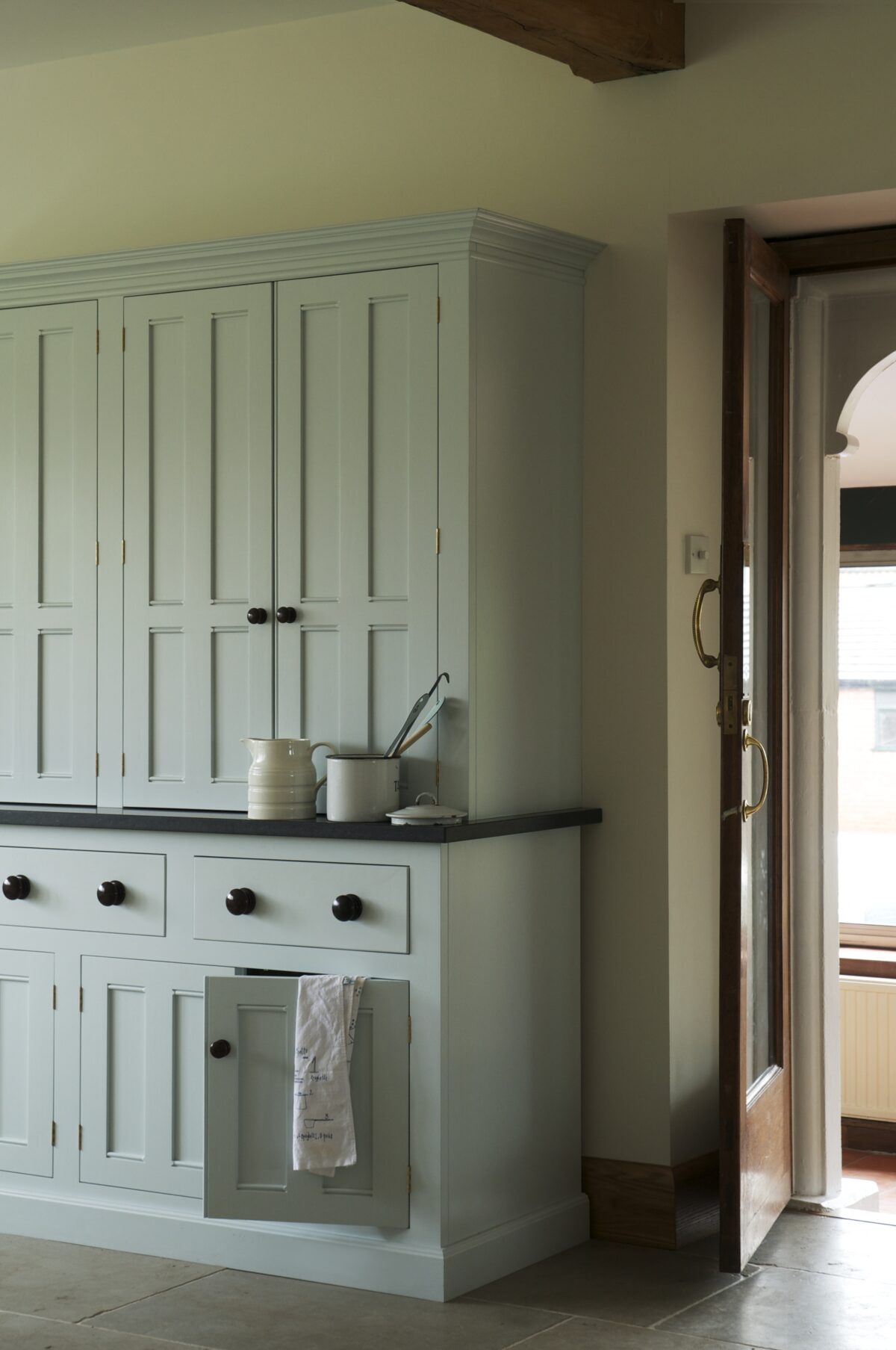 The difference between our Classic English and Real Shaker Kitchen ...