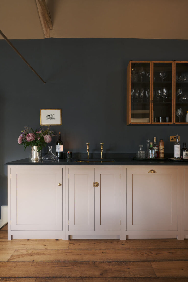A Photoshoot in Kingham for deVOL and Floors of Stone Too! - The deVOL ...